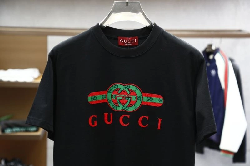 Top mirror Gucci T-Shirts