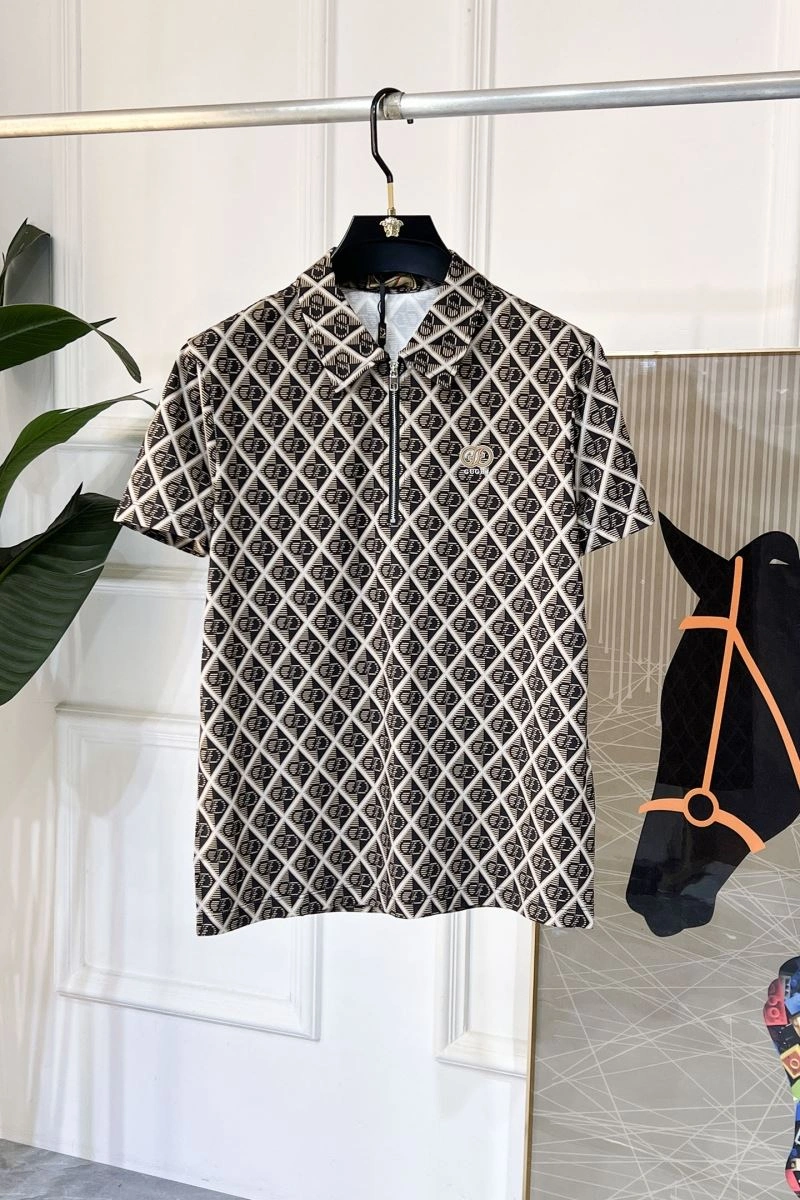 Top mirror Gucci T-Shirts