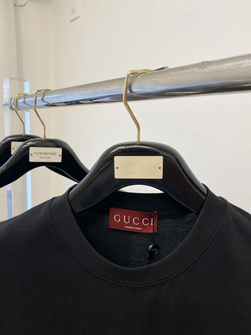 Indistinguishable Gucci T-Shirts