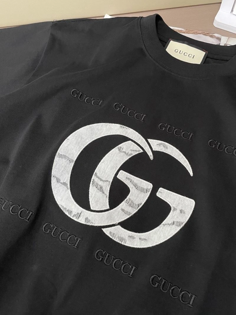 Accurate model Gucci T-Shirts
