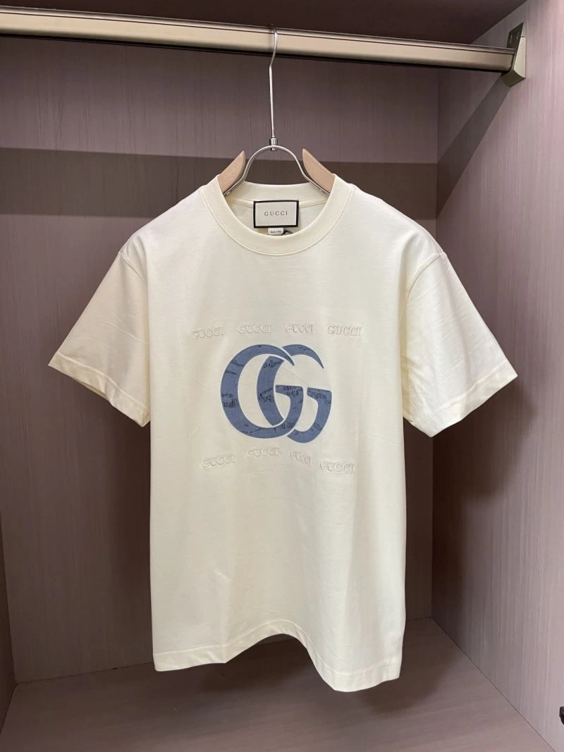 Accurate model Gucci T-Shirts