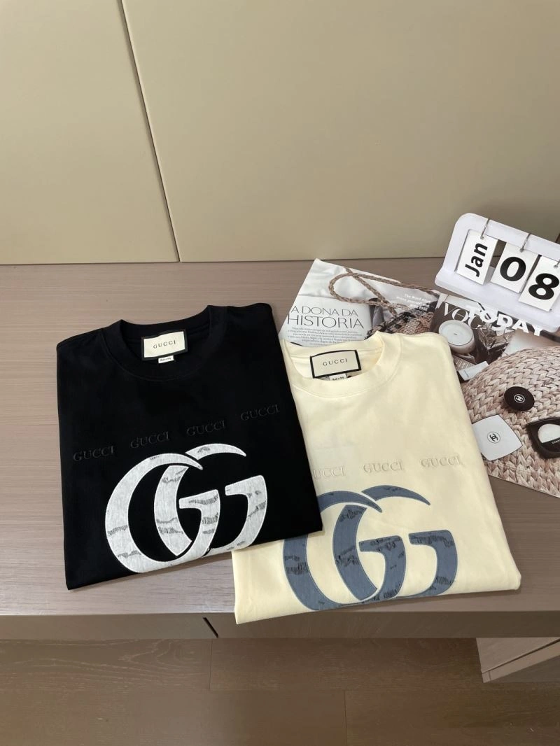 Accurate model Gucci T-Shirts