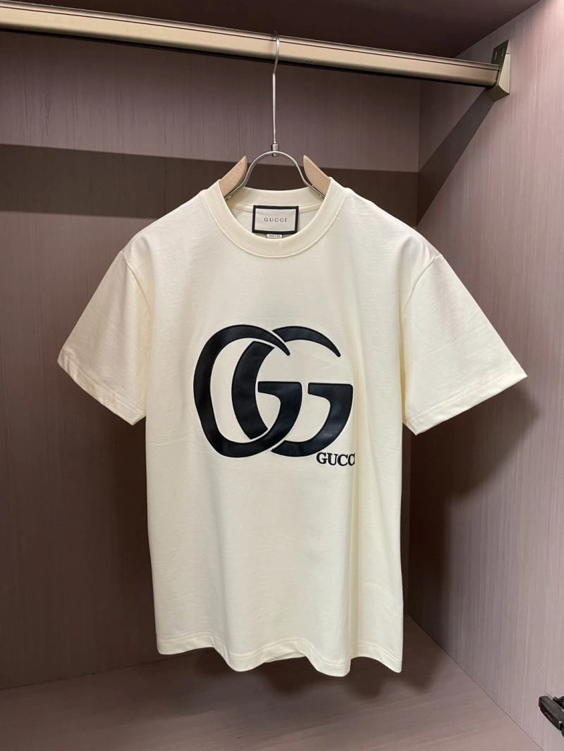 Accurate model Gucci T-Shirts