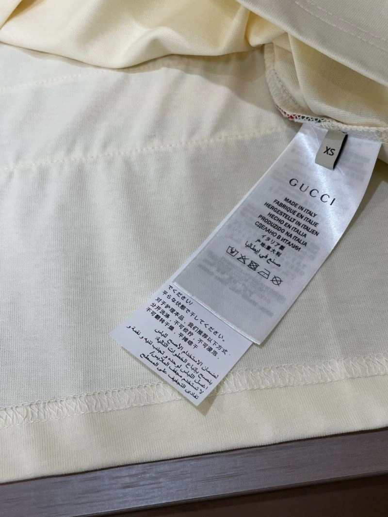 Accurate model Gucci T-Shirts