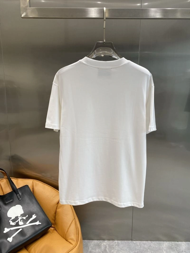 Value-priced Gucci T-Shirts