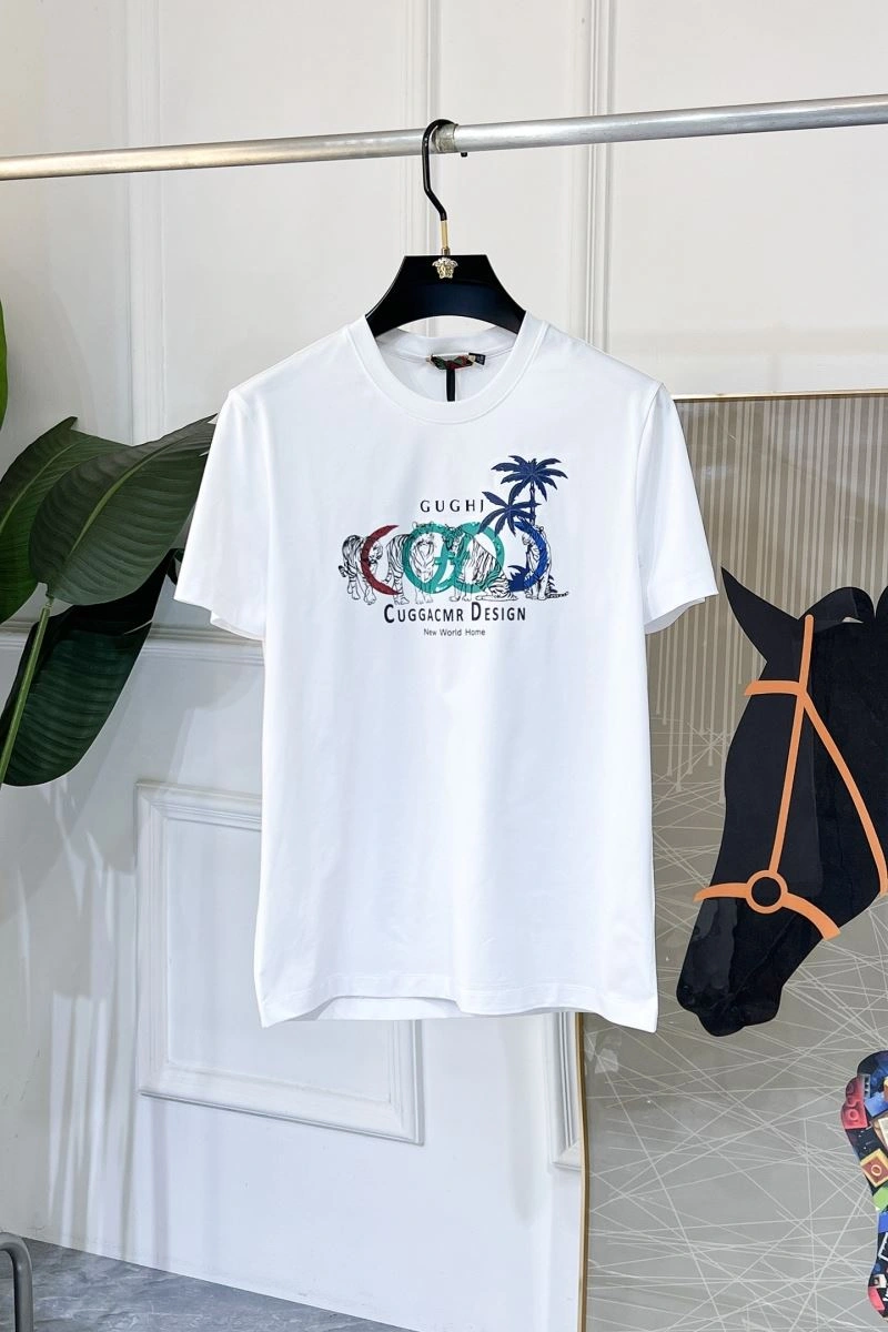 Accurate model Gucci T-Shirts