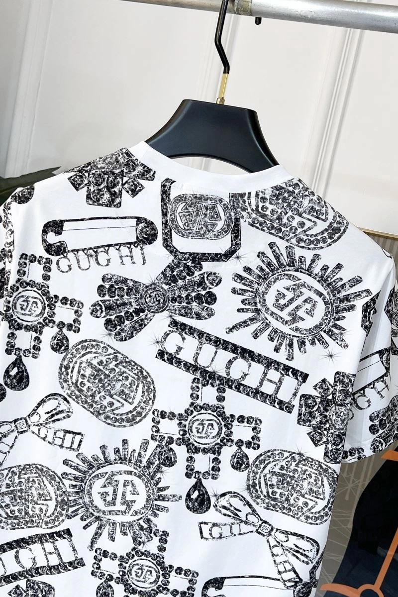Indistinguishable Gucci T-Shirts