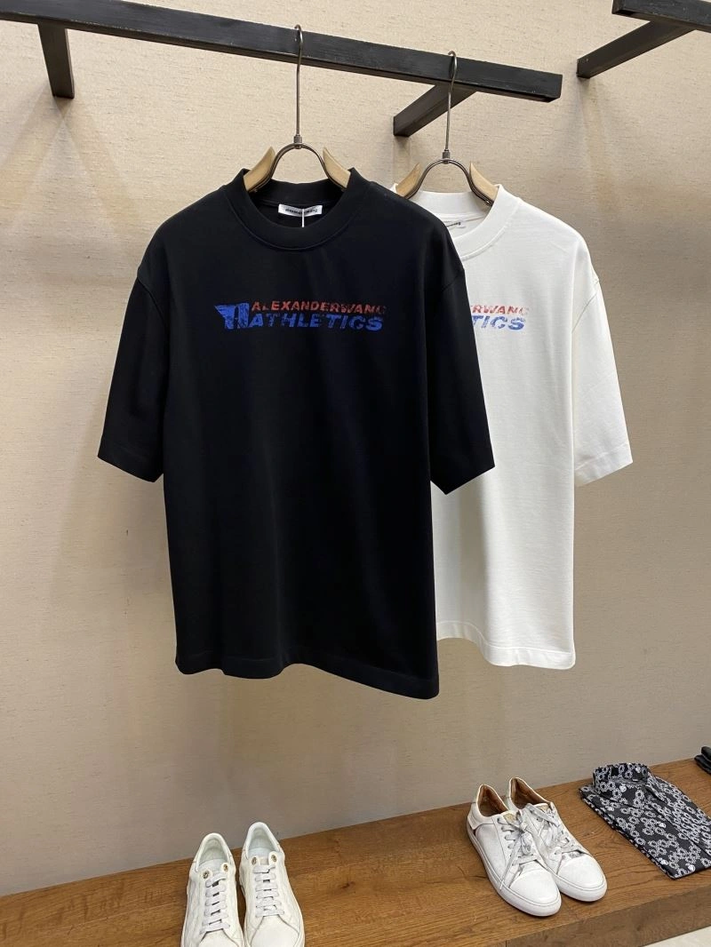 Indistinguishable Gucci T-Shirts