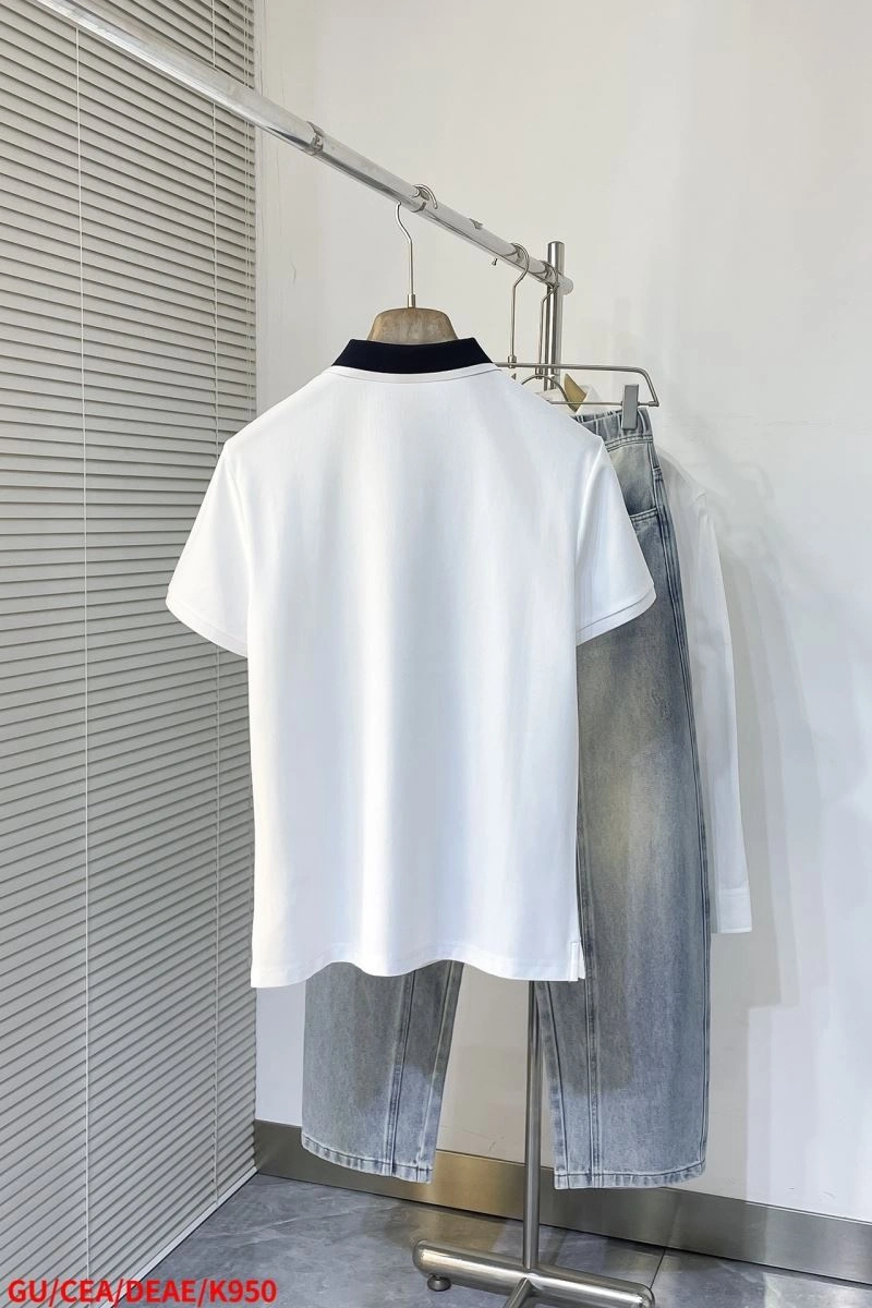 Accurate model Gucci T-Shirts