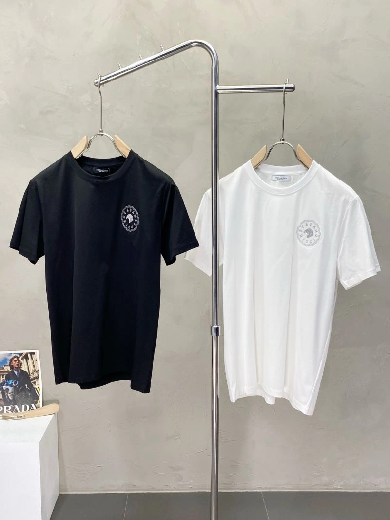 Gucci T-Shirts