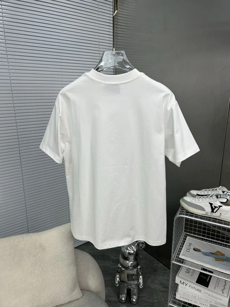 Value-priced Gucci T-Shirts