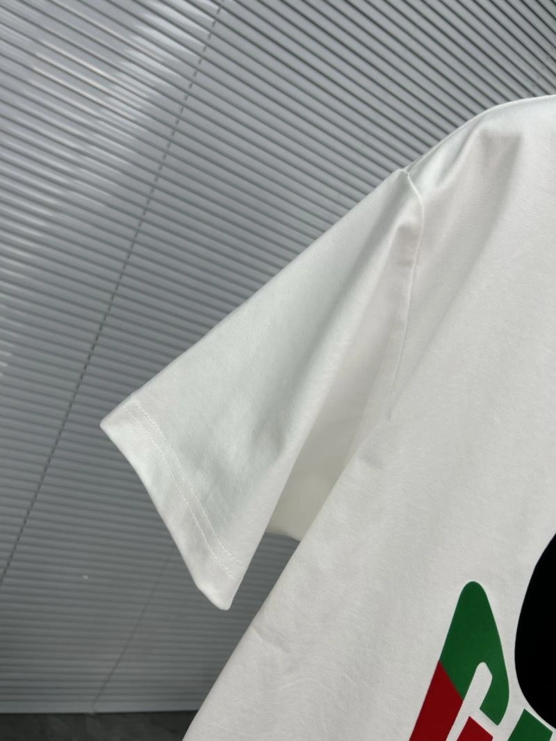 Value-priced Gucci T-Shirts