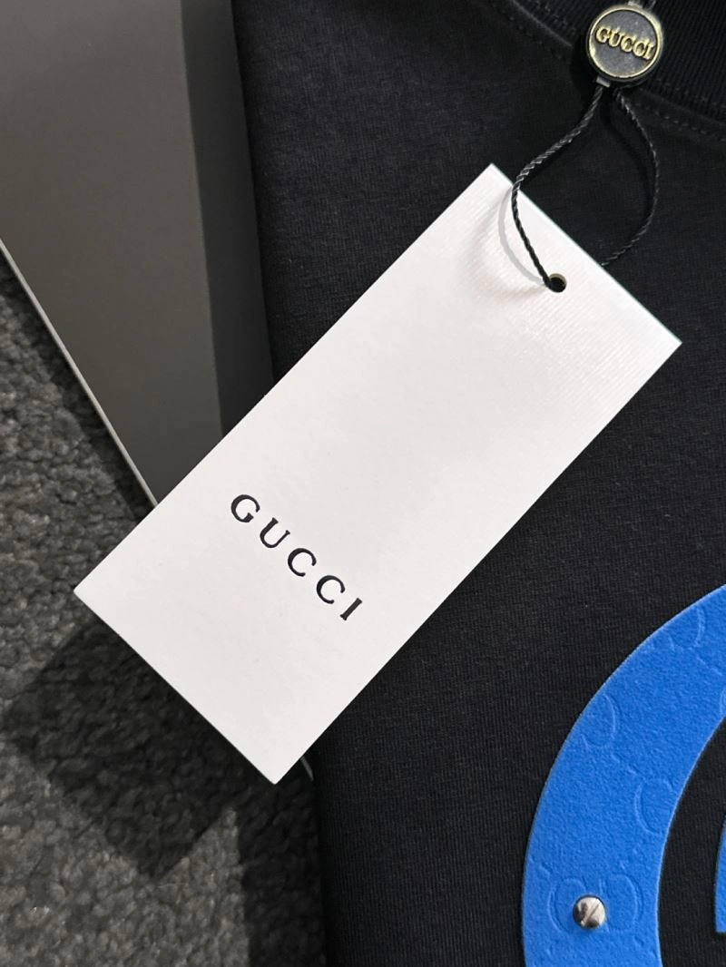 Top mirror Gucci T-Shirts