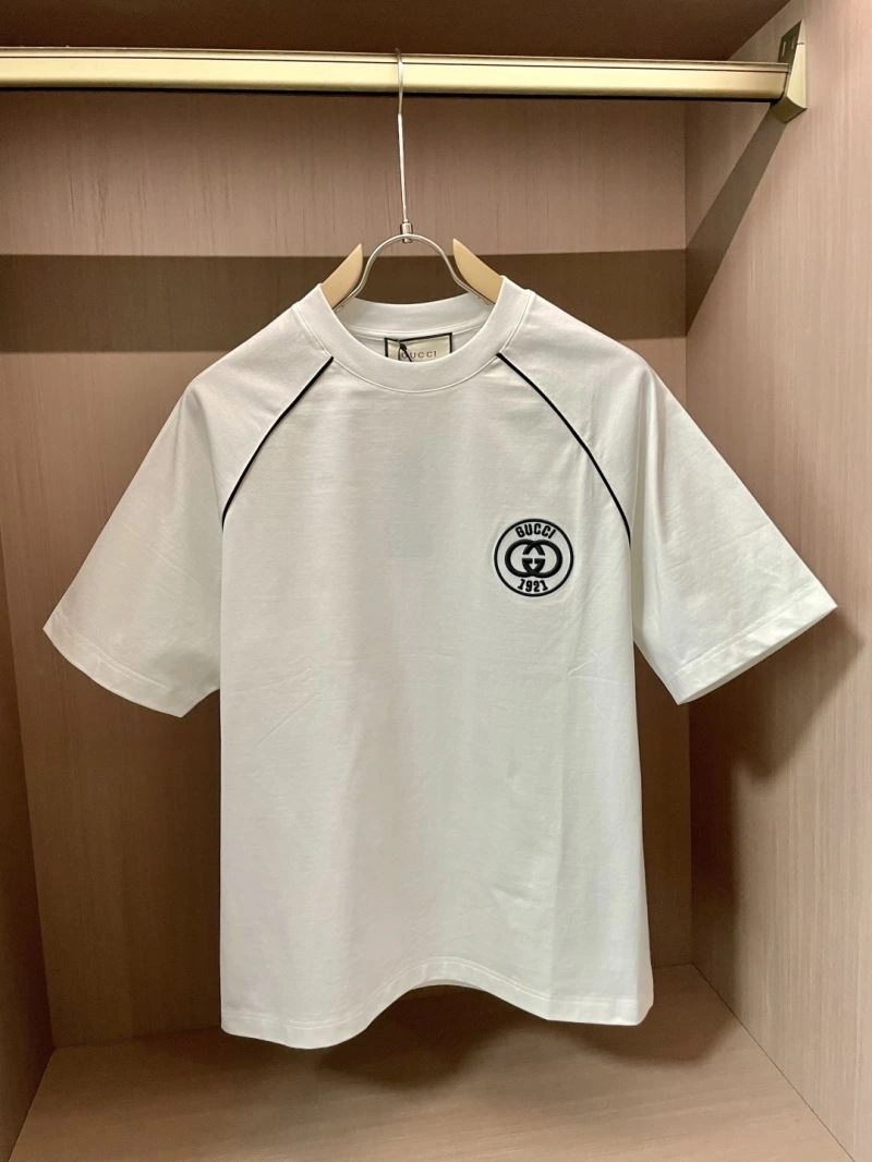 Top mirror Gucci T-Shirts