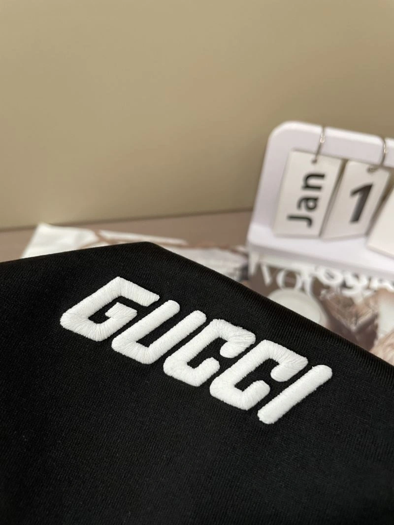 Top match Gucci T-Shirts