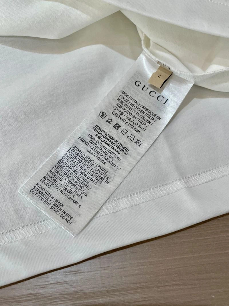 Top match Gucci T-Shirts