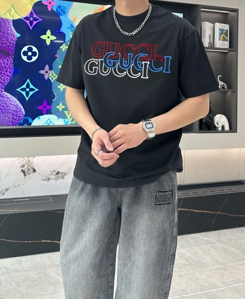 Indistinguishable Gucci T-Shirts