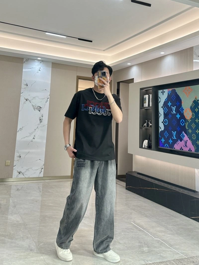 Indistinguishable Gucci T-Shirts
