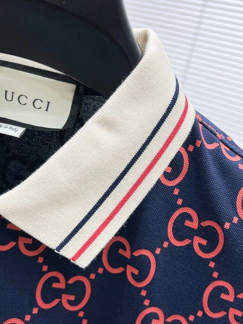 Top match Gucci T-Shirts