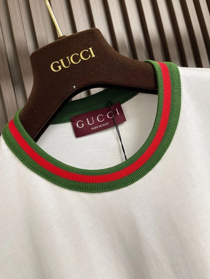 Top match Gucci T-Shirts