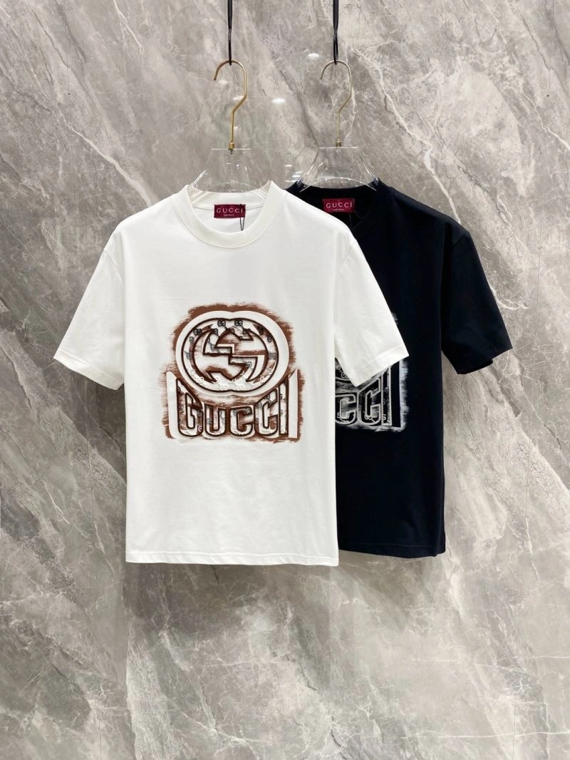Top mirror Gucci T-Shirts