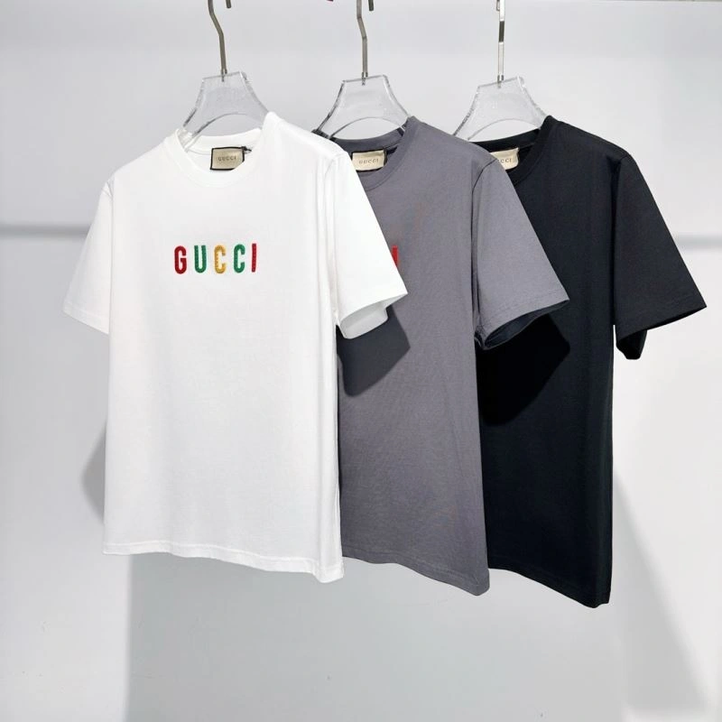 Accurate model Gucci T-Shirts