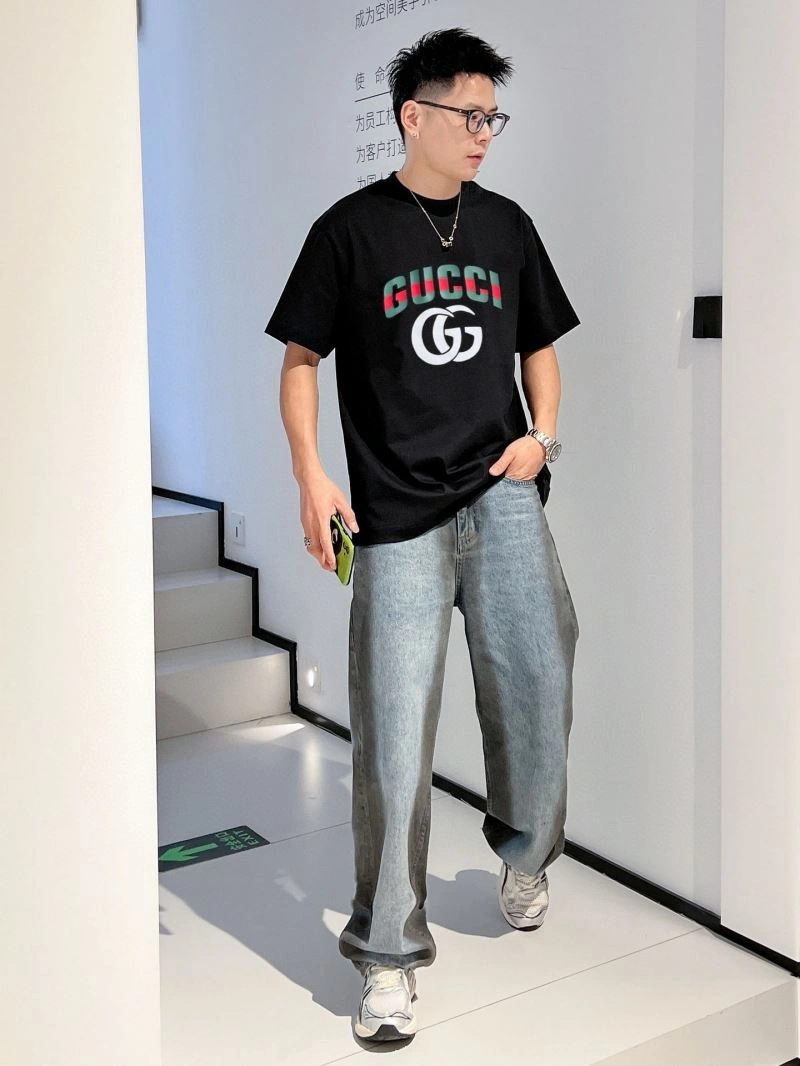 Brand-authenticated Gucci T-Shirts