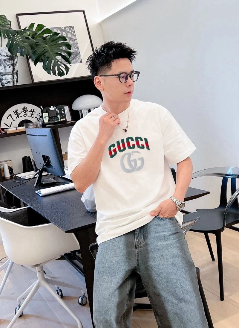Inexpensive Gucci T-Shirts