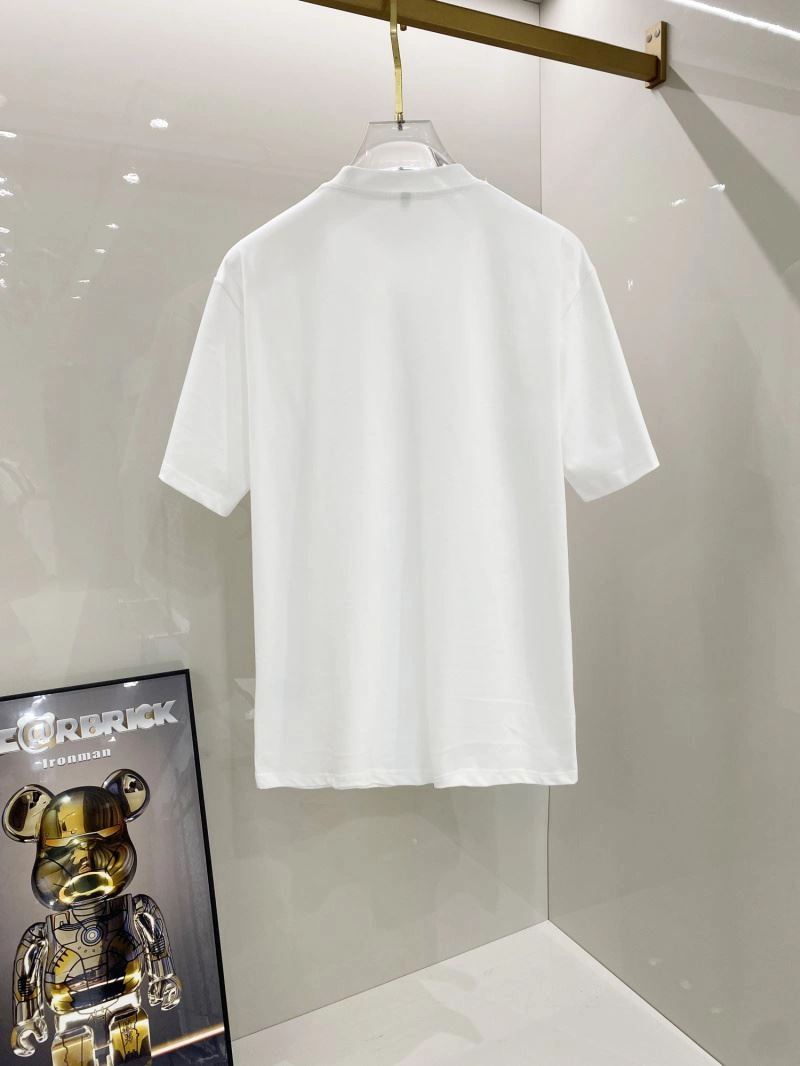 Value-priced Gucci T-Shirts