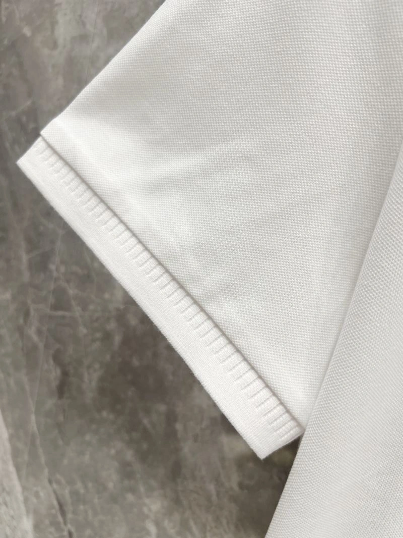 Indistinguishable Gucci T-Shirts