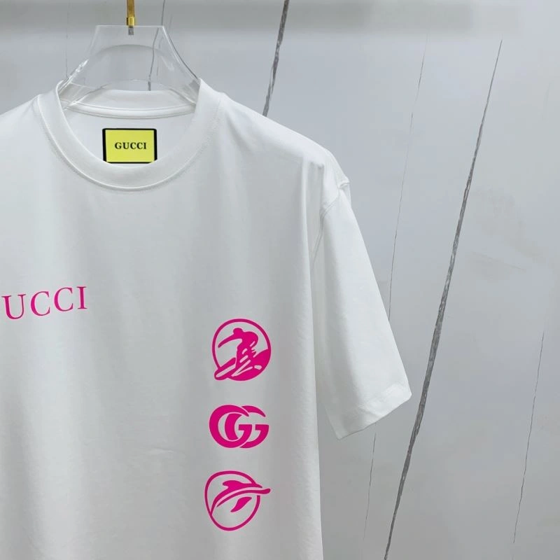 Accurate model Gucci T-Shirts
