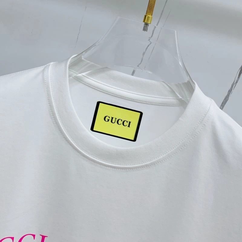 Accurate model Gucci T-Shirts