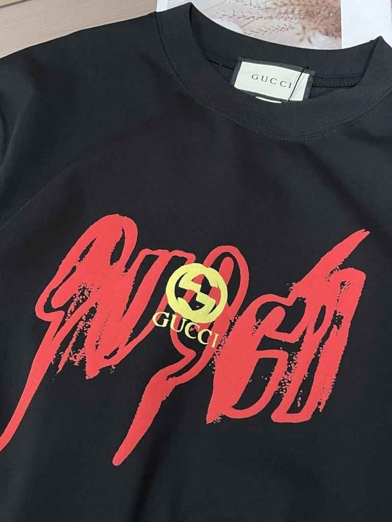 Accurate model Gucci T-Shirts