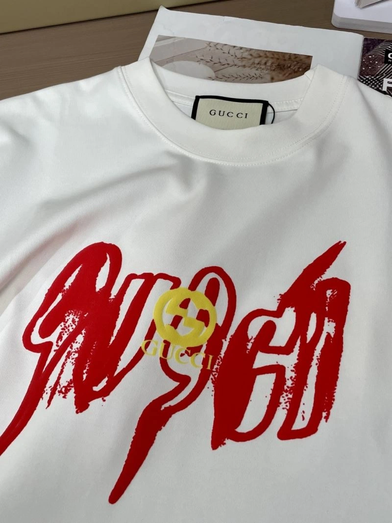 Accurate model Gucci T-Shirts