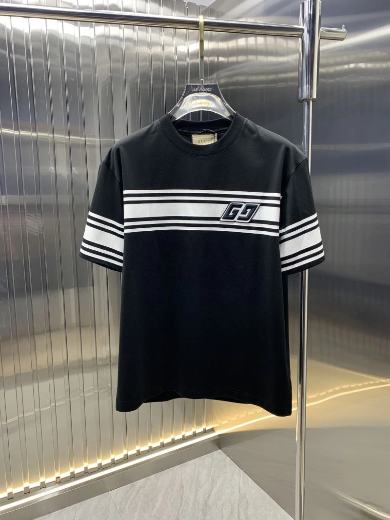Top mirror Gucci T-Shirts