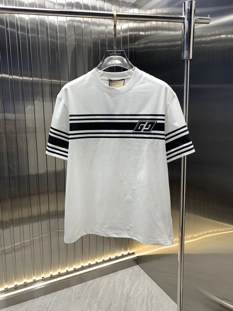 Top mirror Gucci T-Shirts