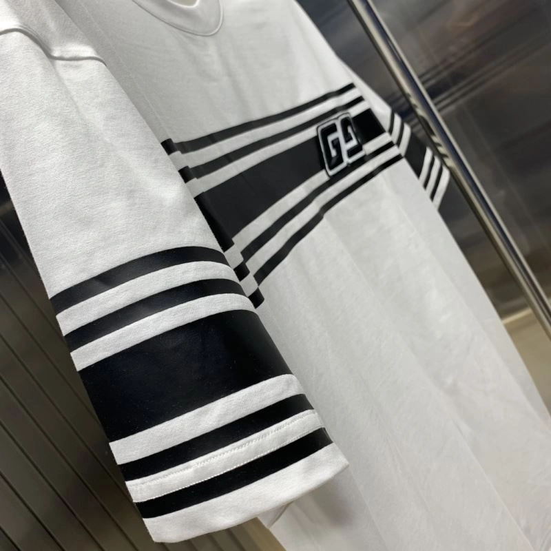 Top mirror Gucci T-Shirts
