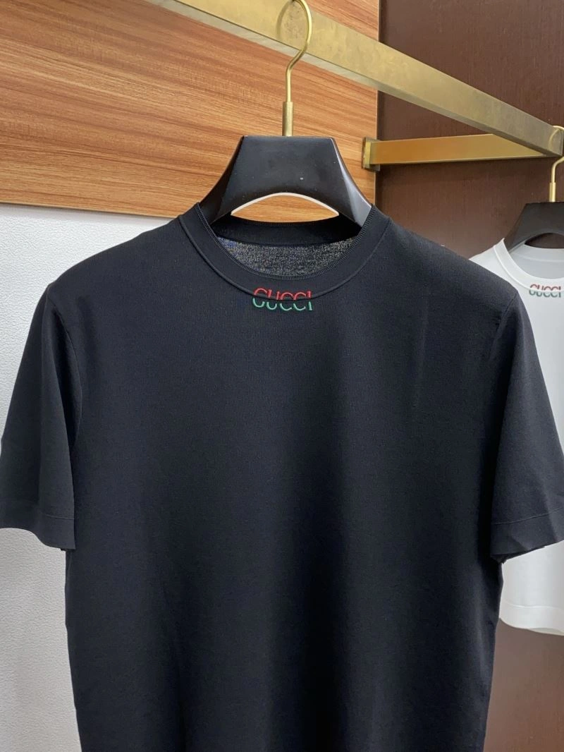 Top match Gucci T-Shirts