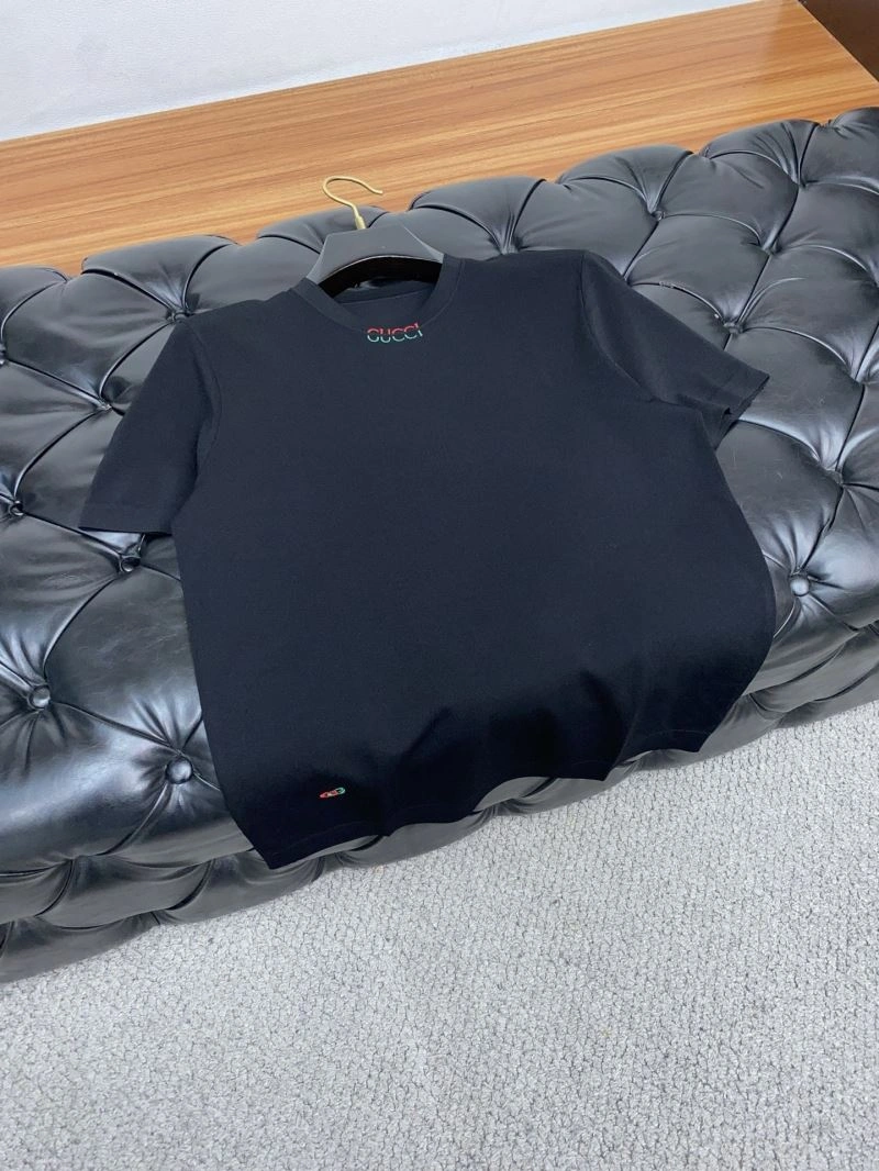 Top match Gucci T-Shirts