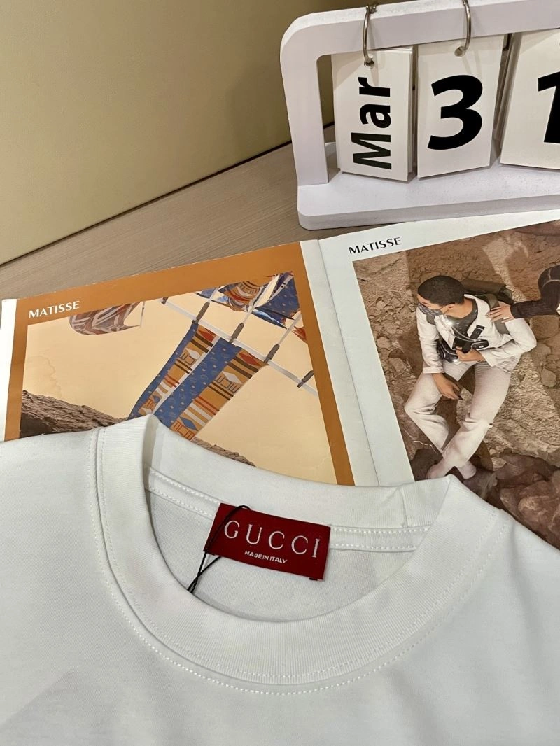 Bargain Gucci T-Shirts