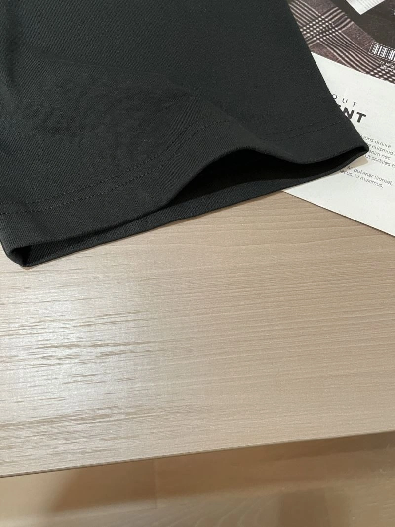 Accurate model Gucci T-Shirts