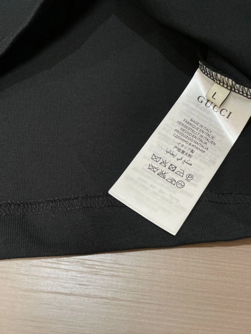 Accurate model Gucci T-Shirts