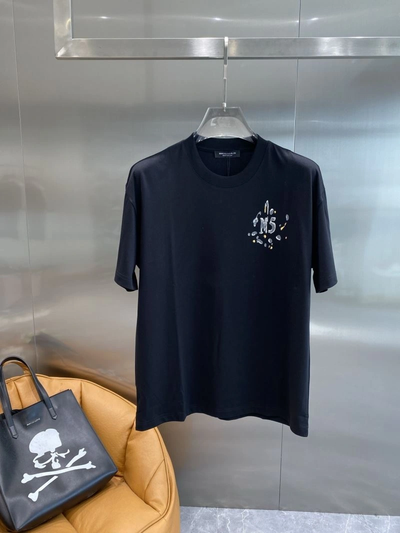 Value-priced Gucci T-Shirts