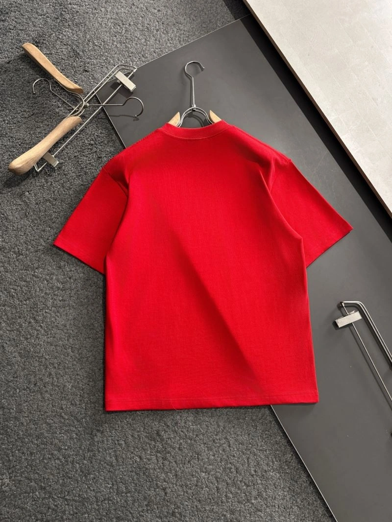 Indistinguishable Gucci T-Shirts