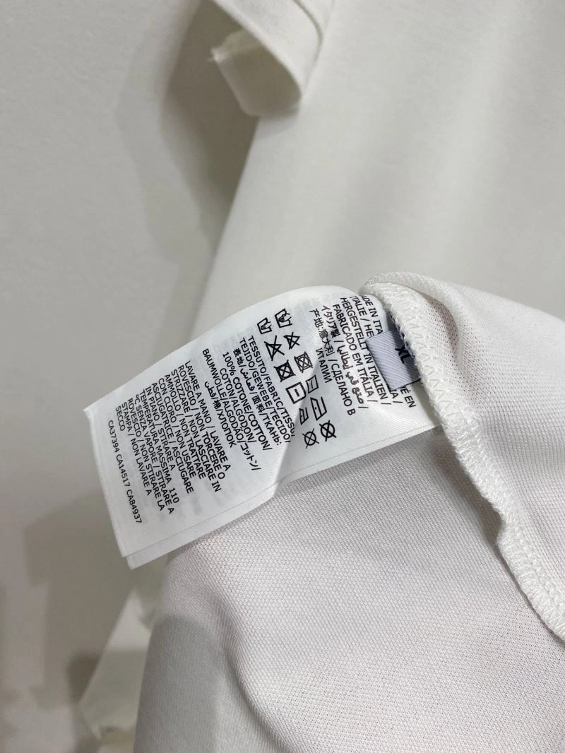 Reasonably priced Gucci T-Shirts