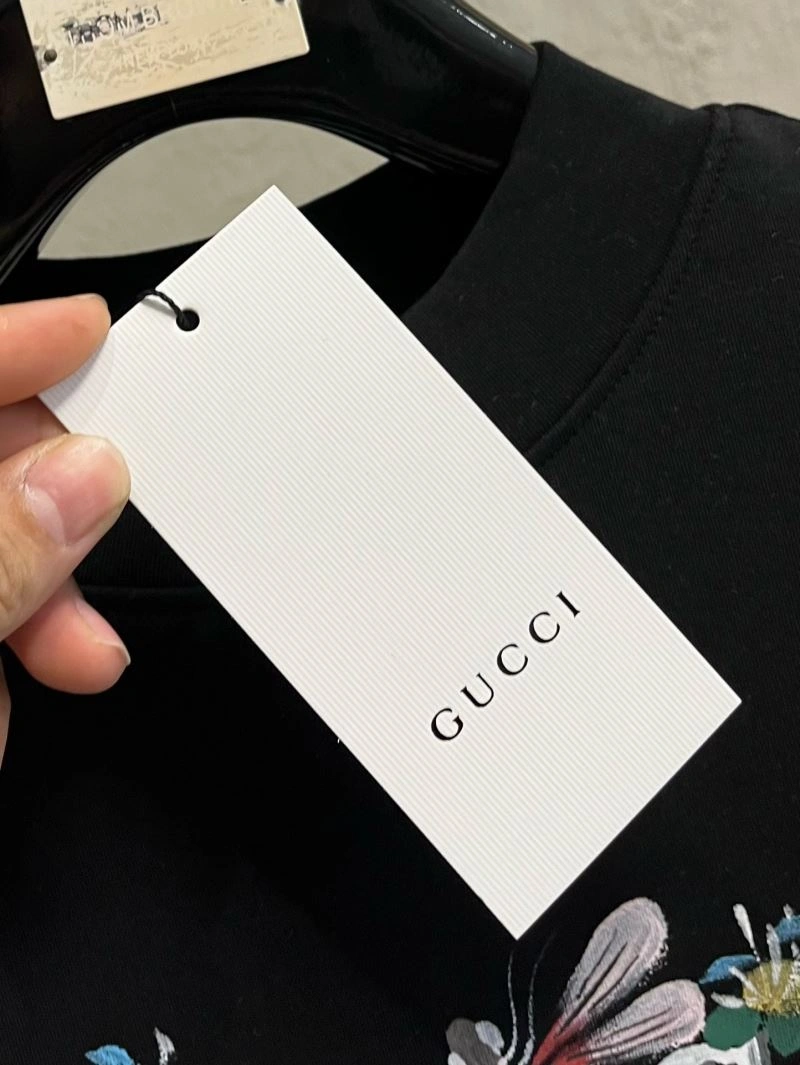 Low-cost Gucci T-Shirts