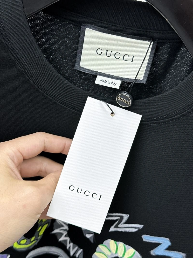 Indistinguishable Gucci T-Shirts