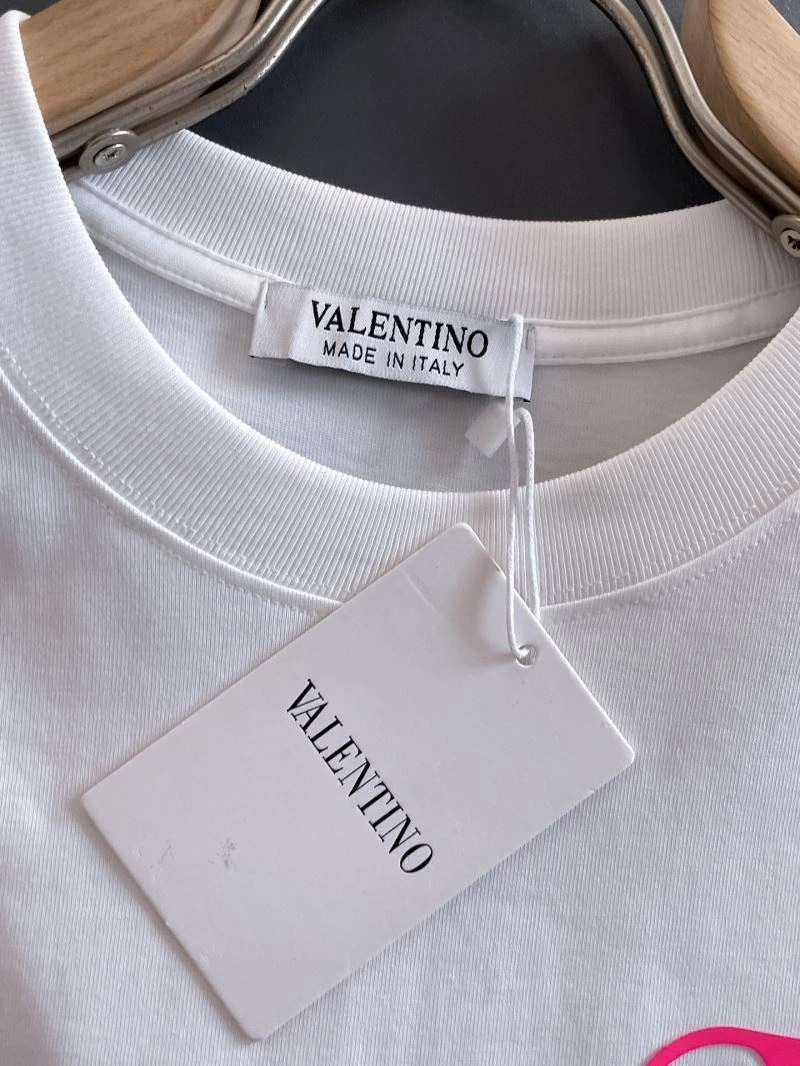 Accurate model Gucci T-Shirts