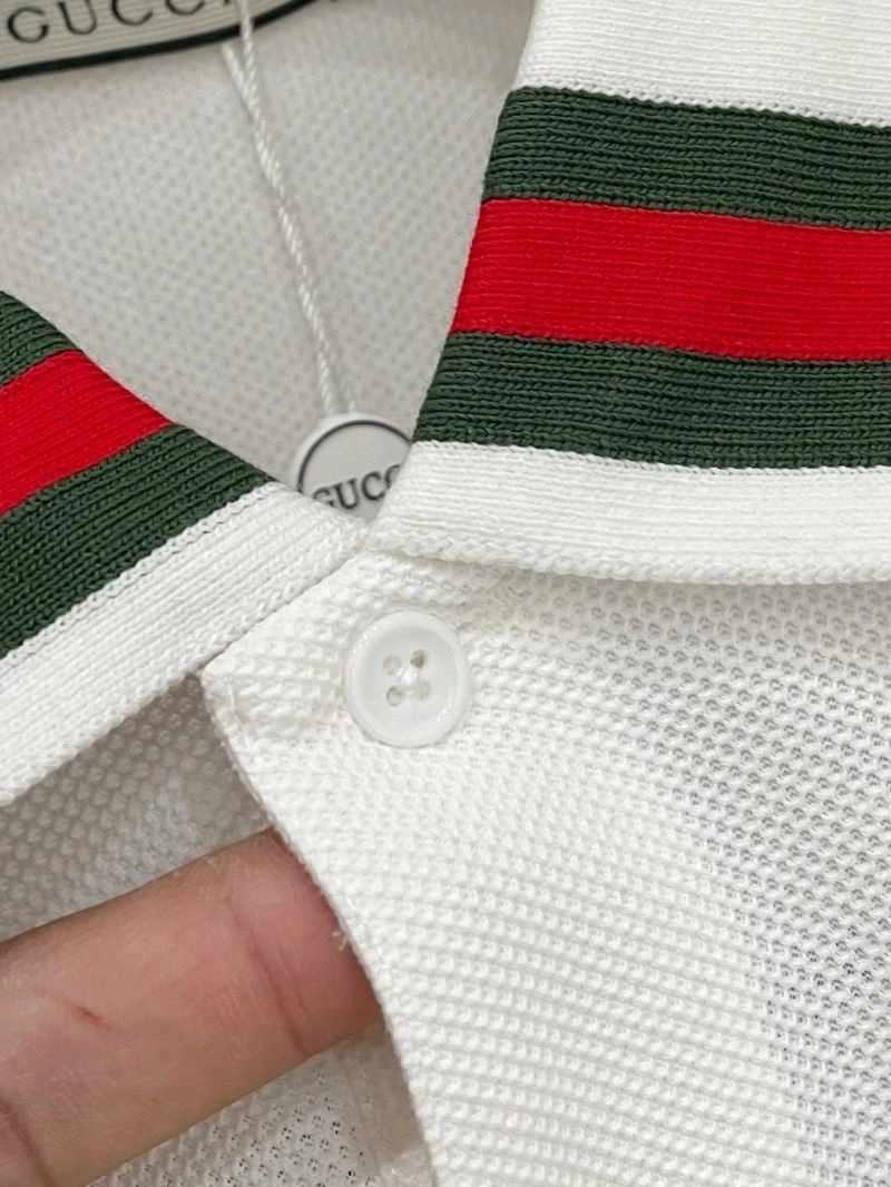 Accurate model Gucci T-Shirts