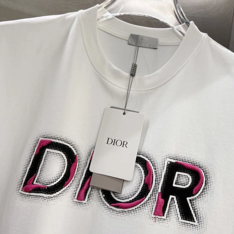 Accurate model Gucci T-Shirts